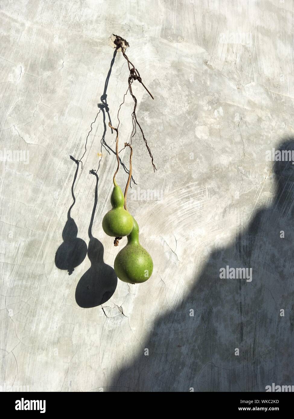 Hanging food hi-res stock photography and images - Alamy
