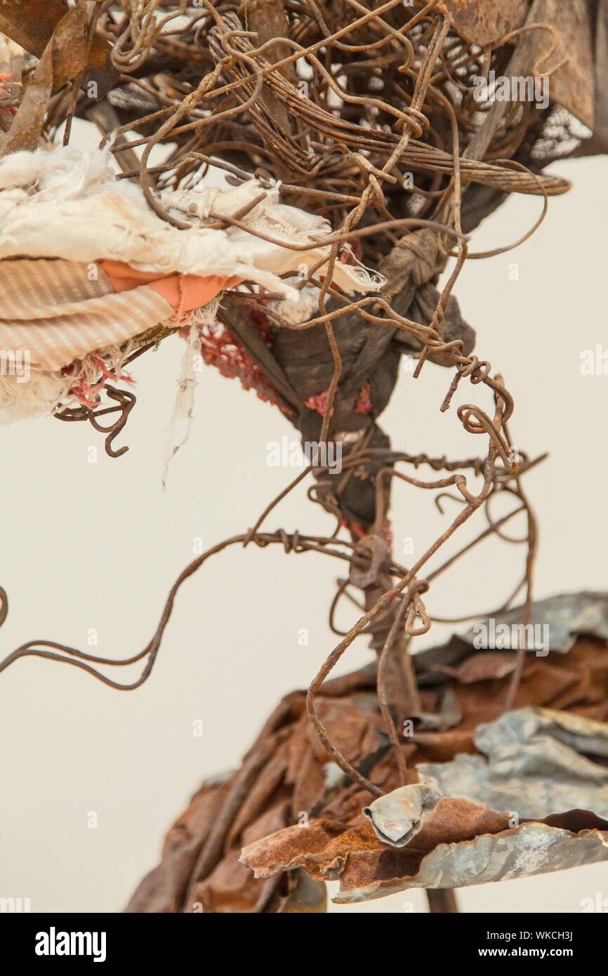 Tangled wires hi-res stock photography and images - Alamy