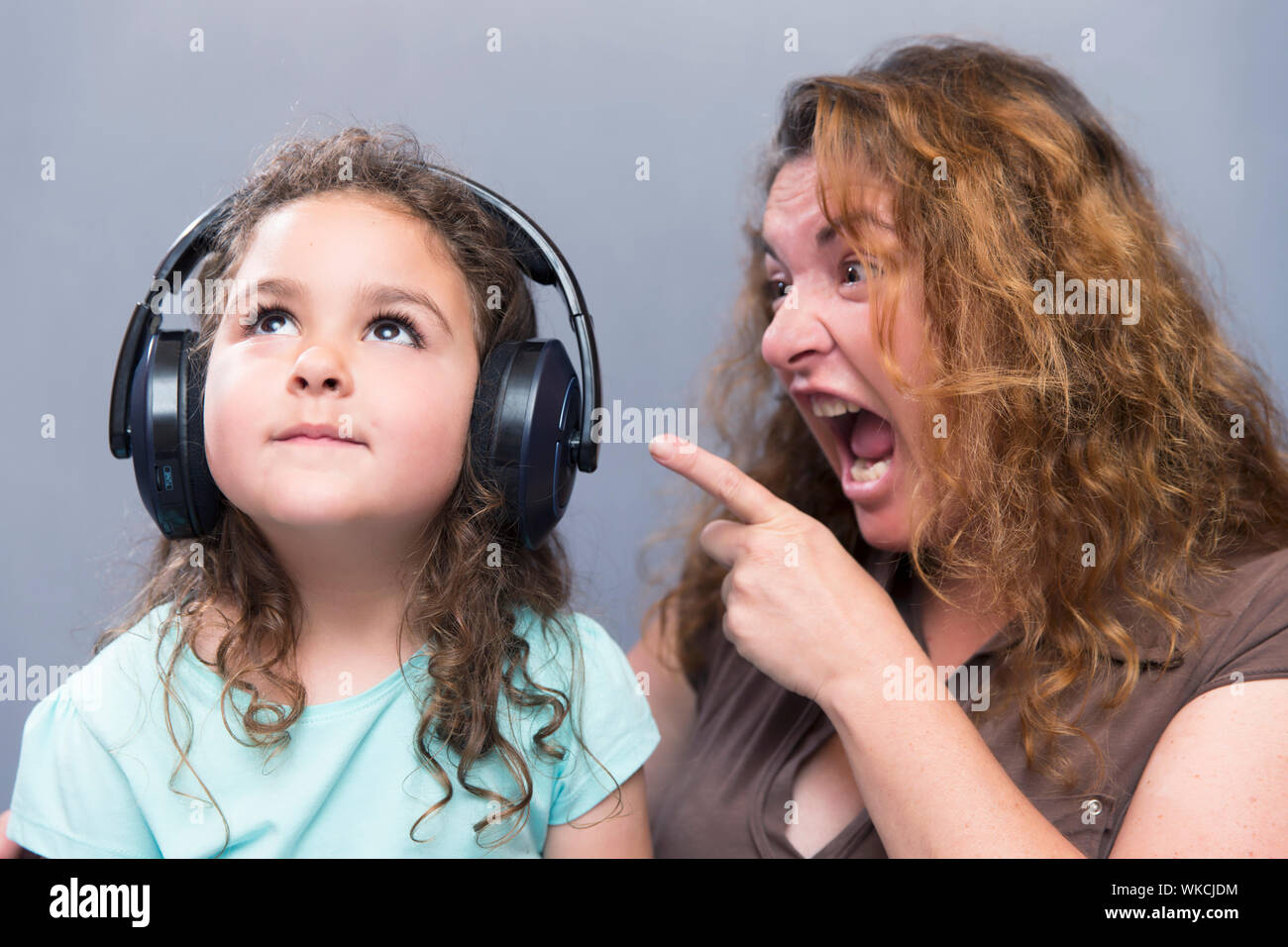 Mother shouting girl hi-res stock photography and images - Alamy