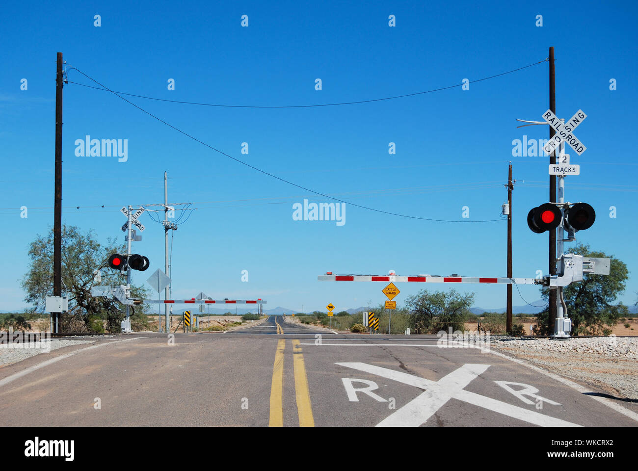 Yellow and blue signs hi-res stock photography and images - Alamy