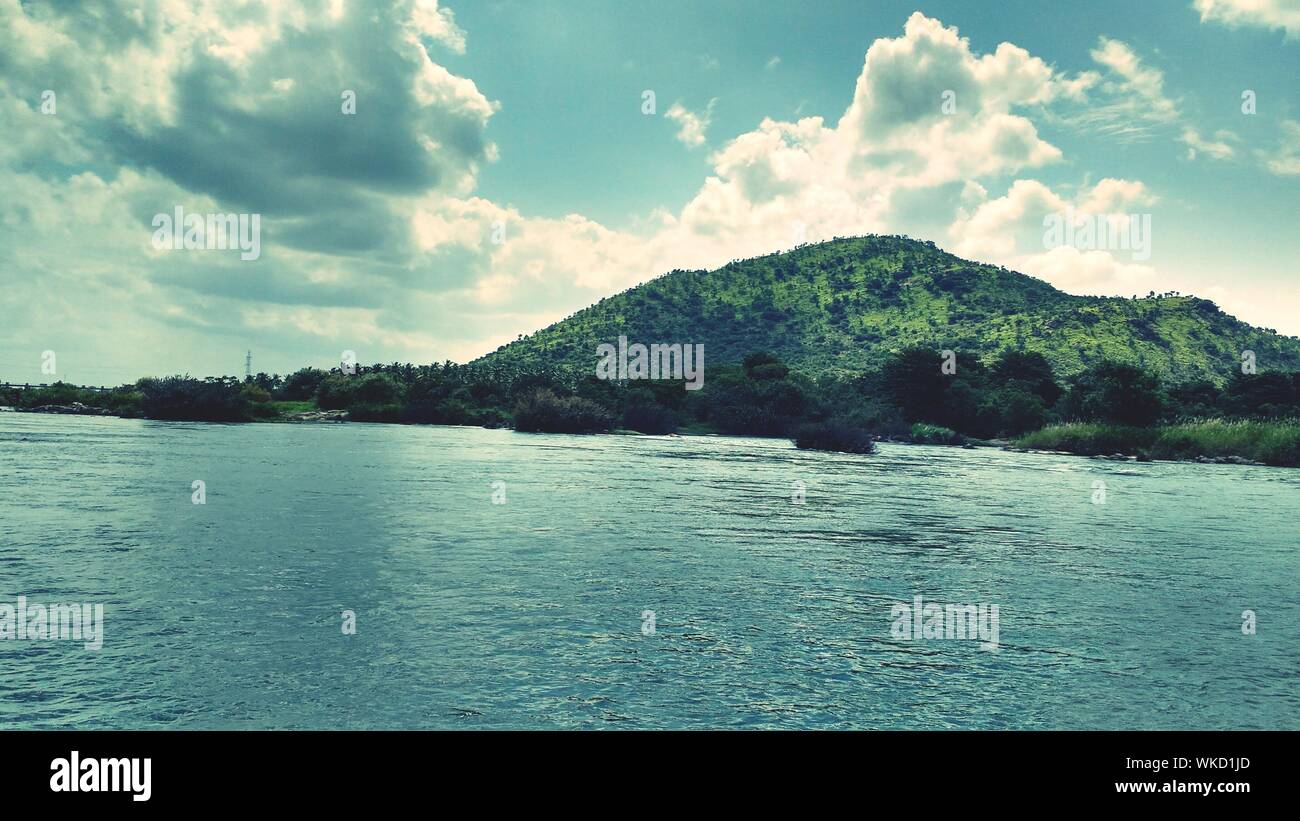 Kaveri river hi-res stock photography and images - Alamy