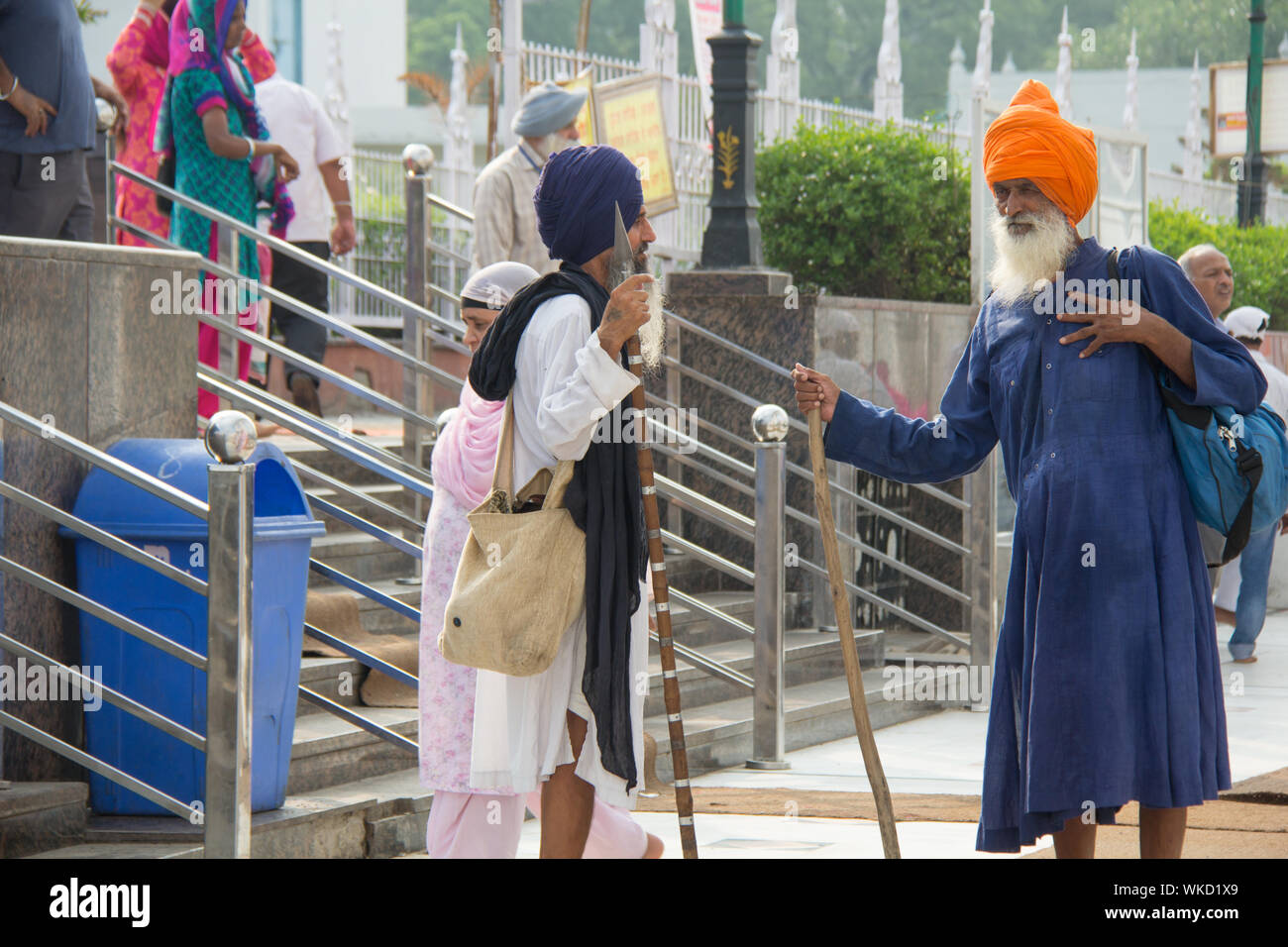 Gurudwara bangla sahib hi-res stock photography and images - Alamy