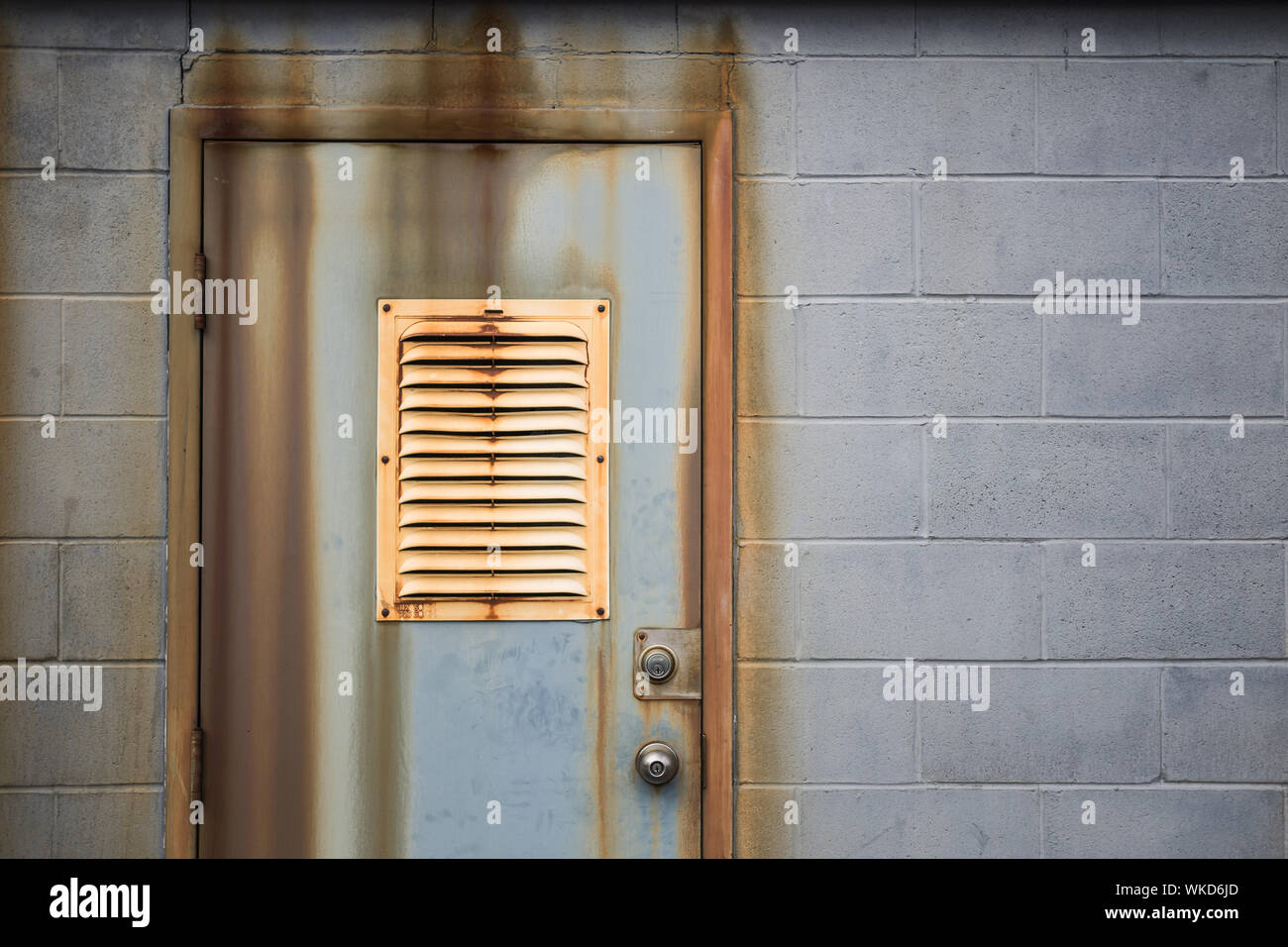 Rusty duct hi-res stock photography and images - Alamy