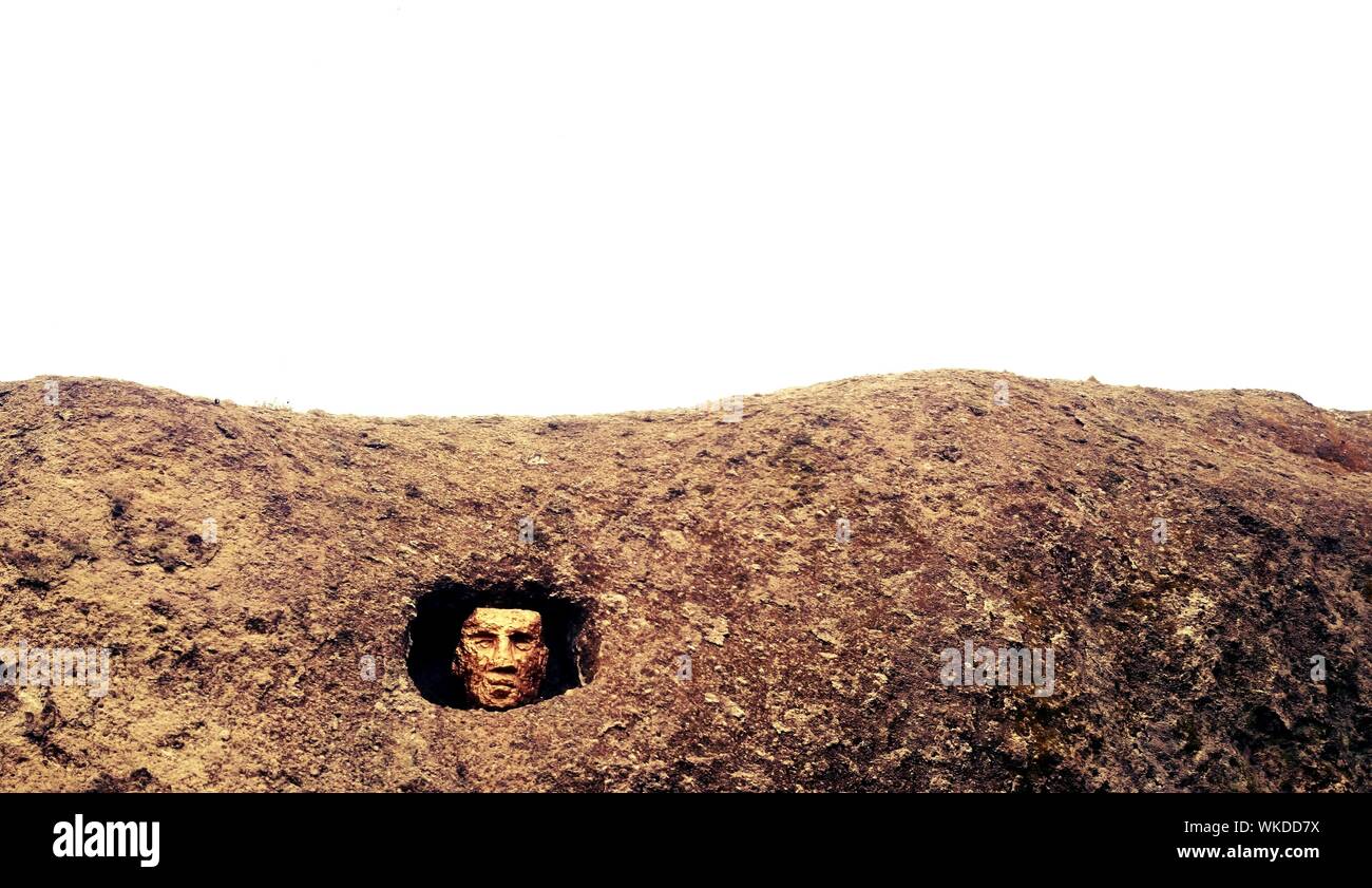 Human face in rock hi-res stock photography and images - Alamy