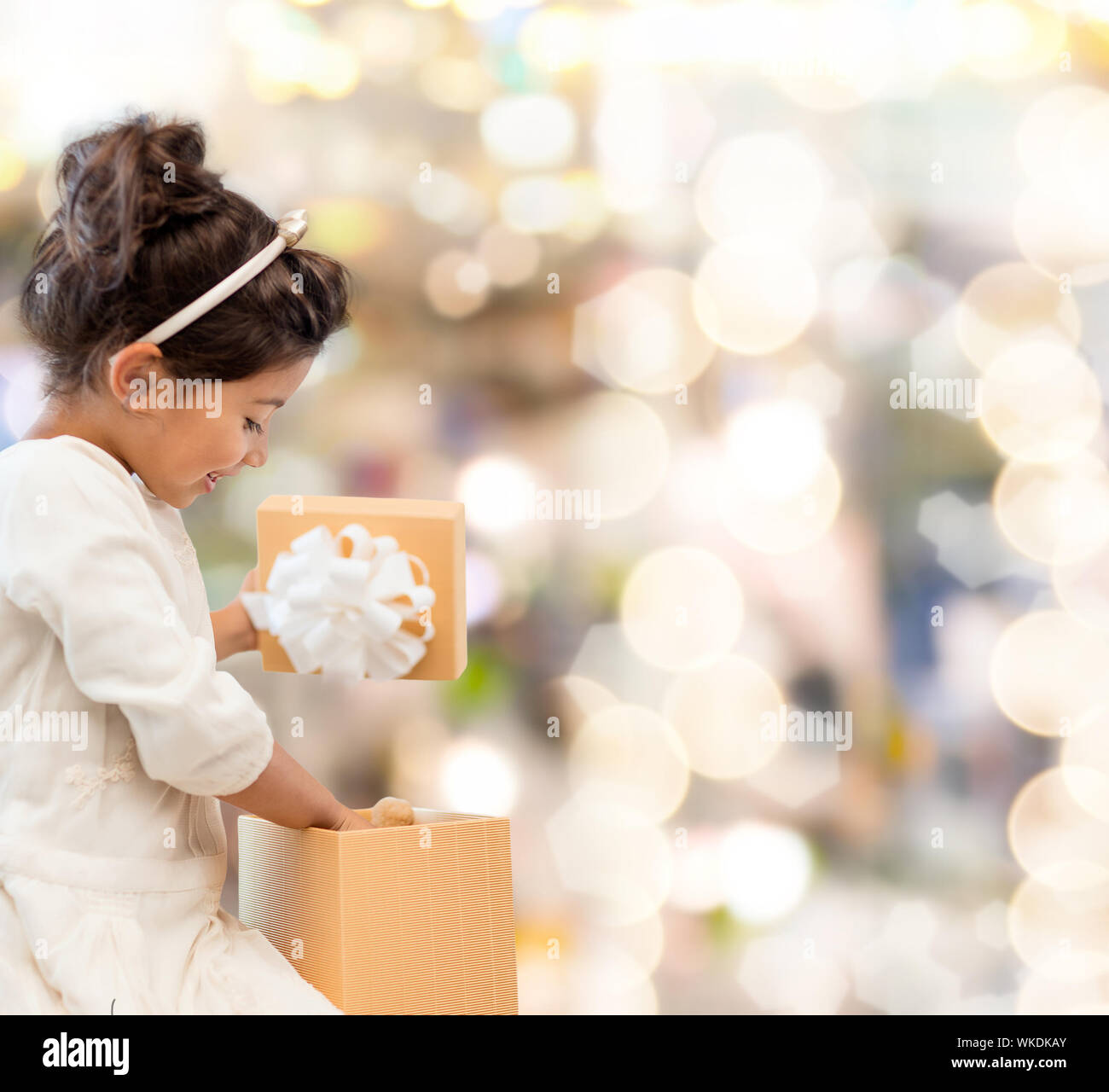 happy child girl with gift box Stock Photo - Alamy