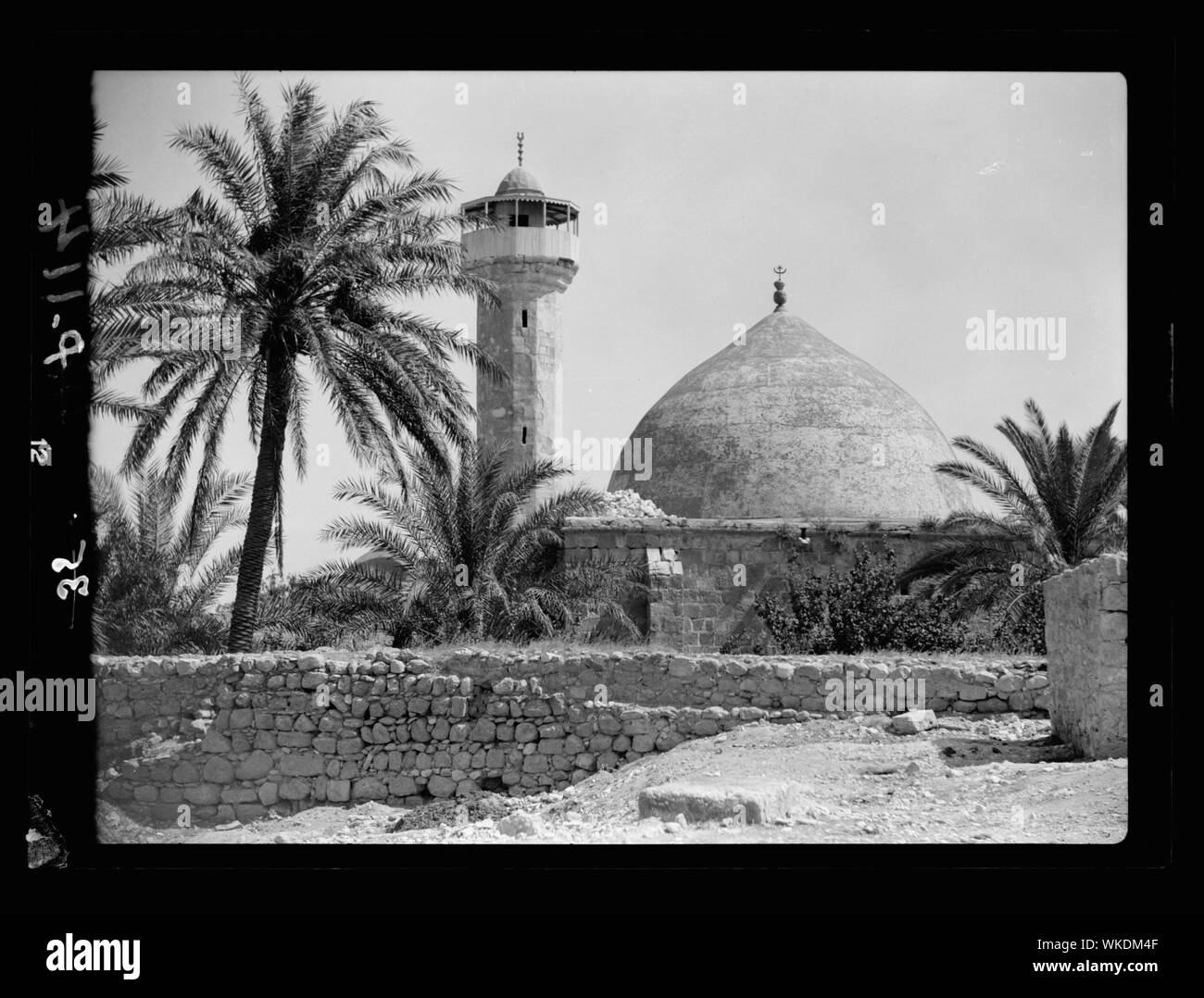 Jerusalem to Galilee via Samaria. Jenin. (The mosque Stock Photo - Alamy