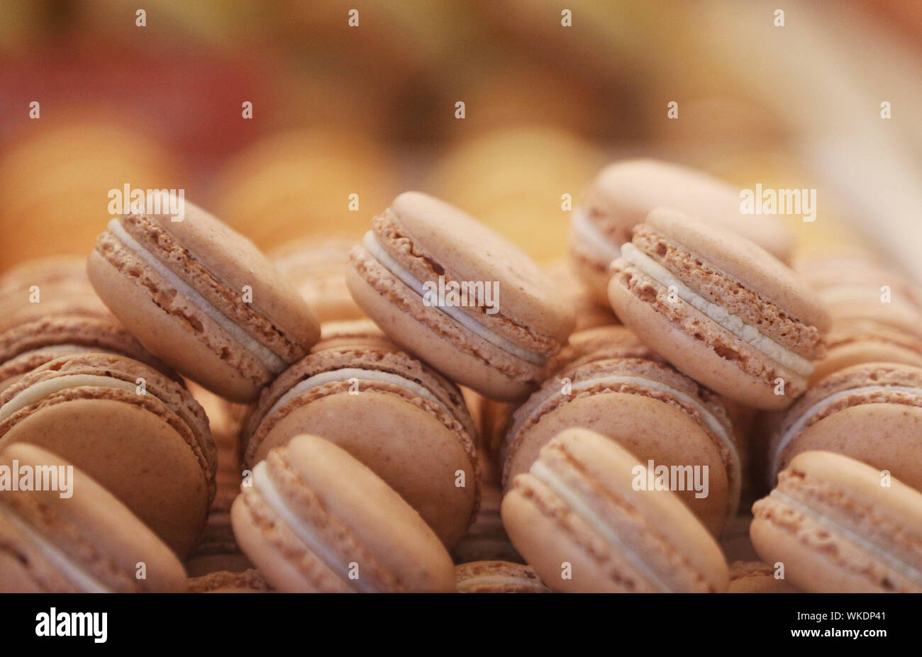 Paris. 30th Aug, 2019. Photo taken on Aug. 30, 2019 shows macarons at a ...