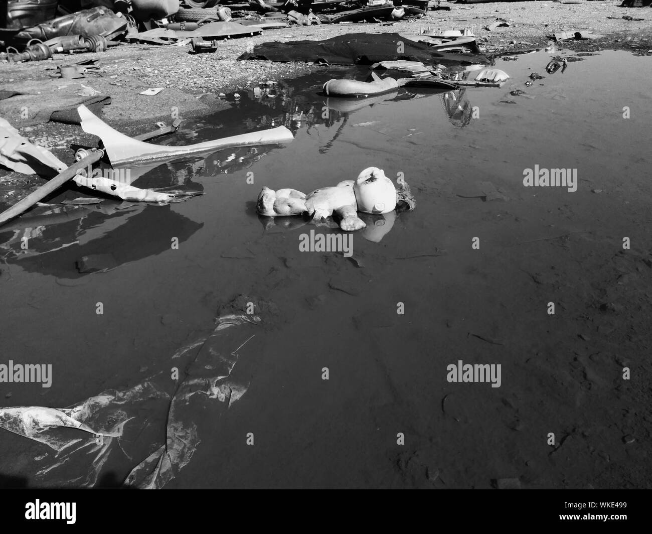 Toy broken hi-res stock photography and images - Alamy