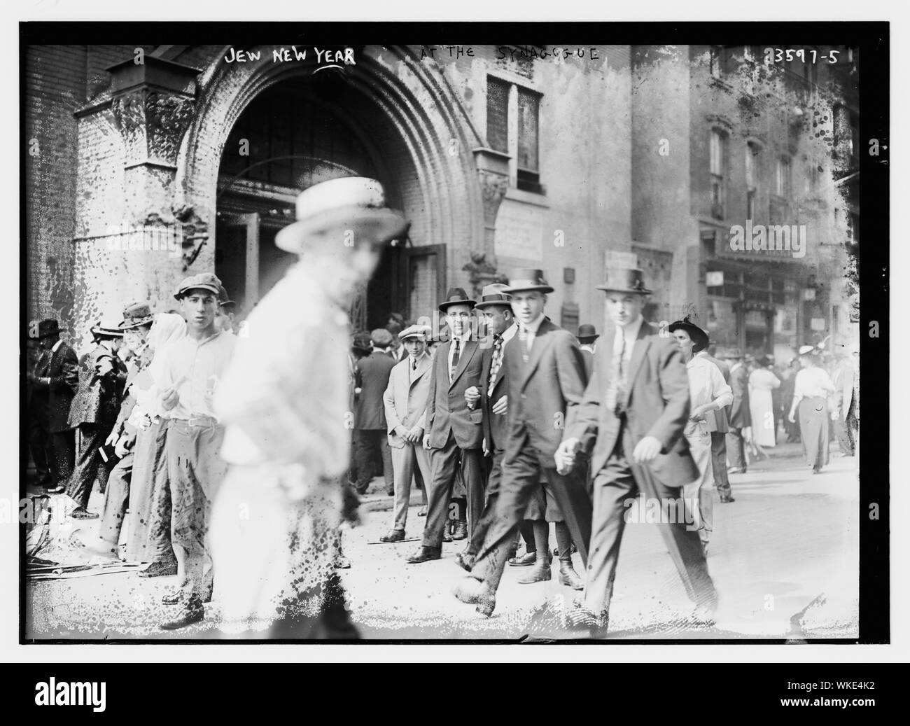Jewish religious event Black and White Stock Photos & Images - Alamy