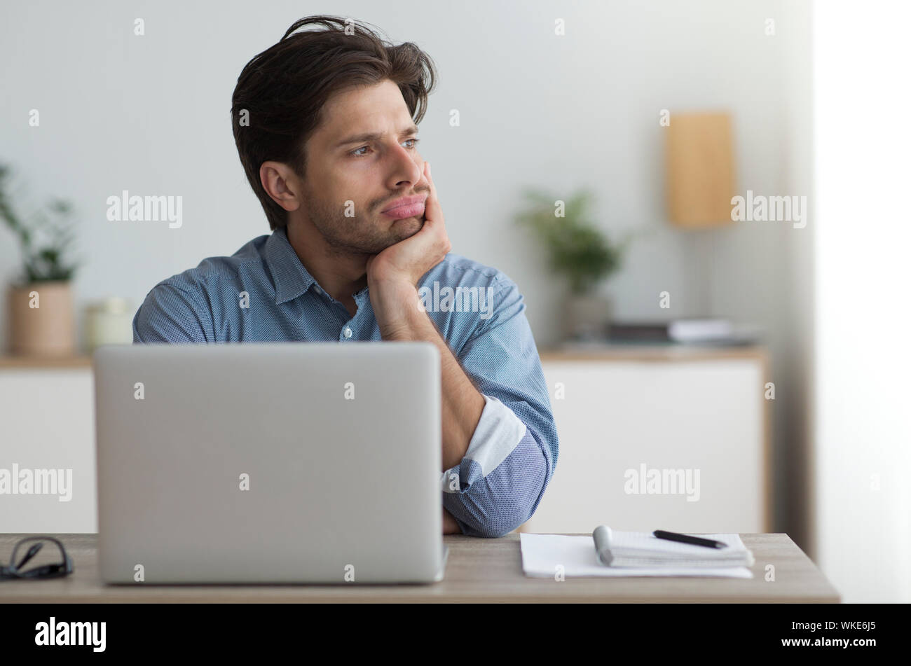 Bored guy hi-res stock photography and images - Alamy