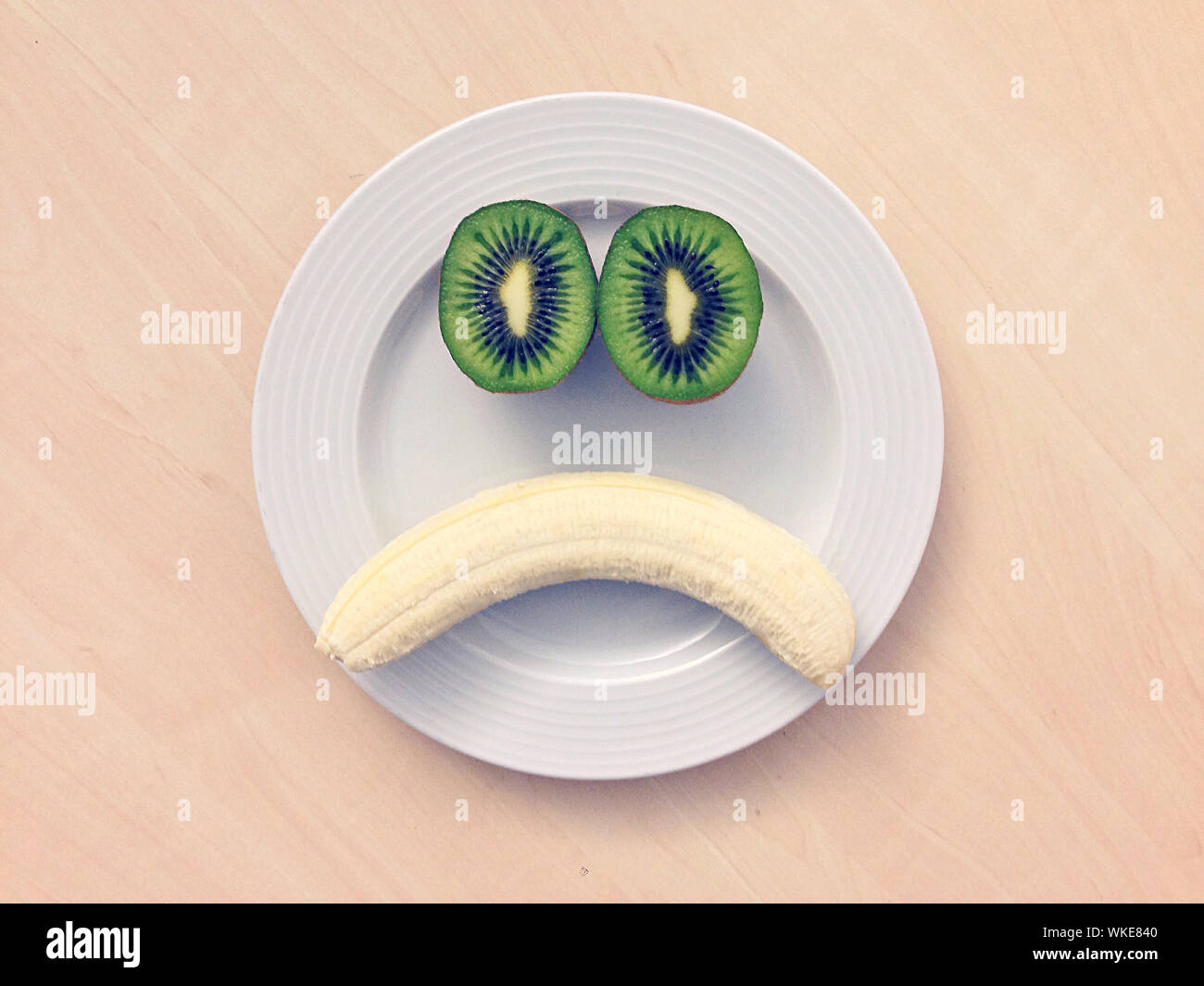Anthropomorphic face made plate hi-res stock photography and images - Alamy