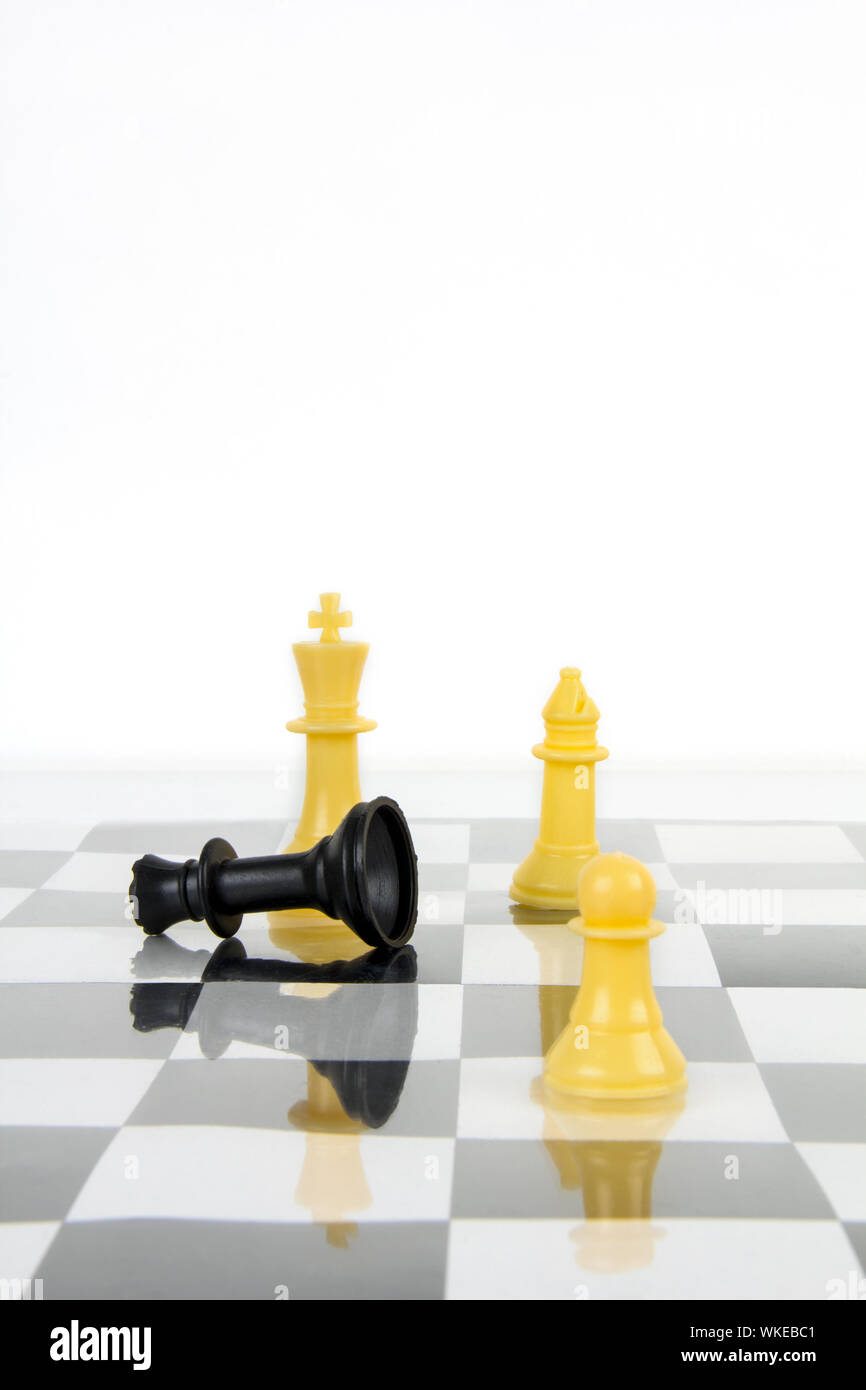 Black queen defeated by white king Stock Photo - Alamy