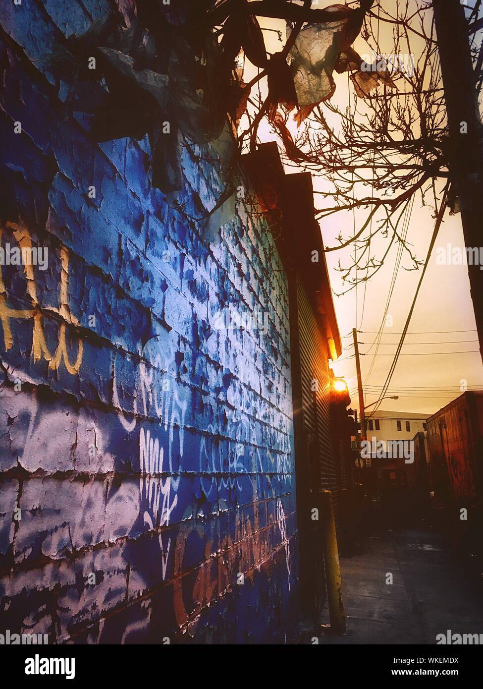 Graffiti at sunset hi-res stock photography and images - Alamy