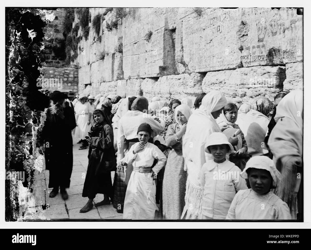 Jews at Wailing Wall Stock Photo - Alamy