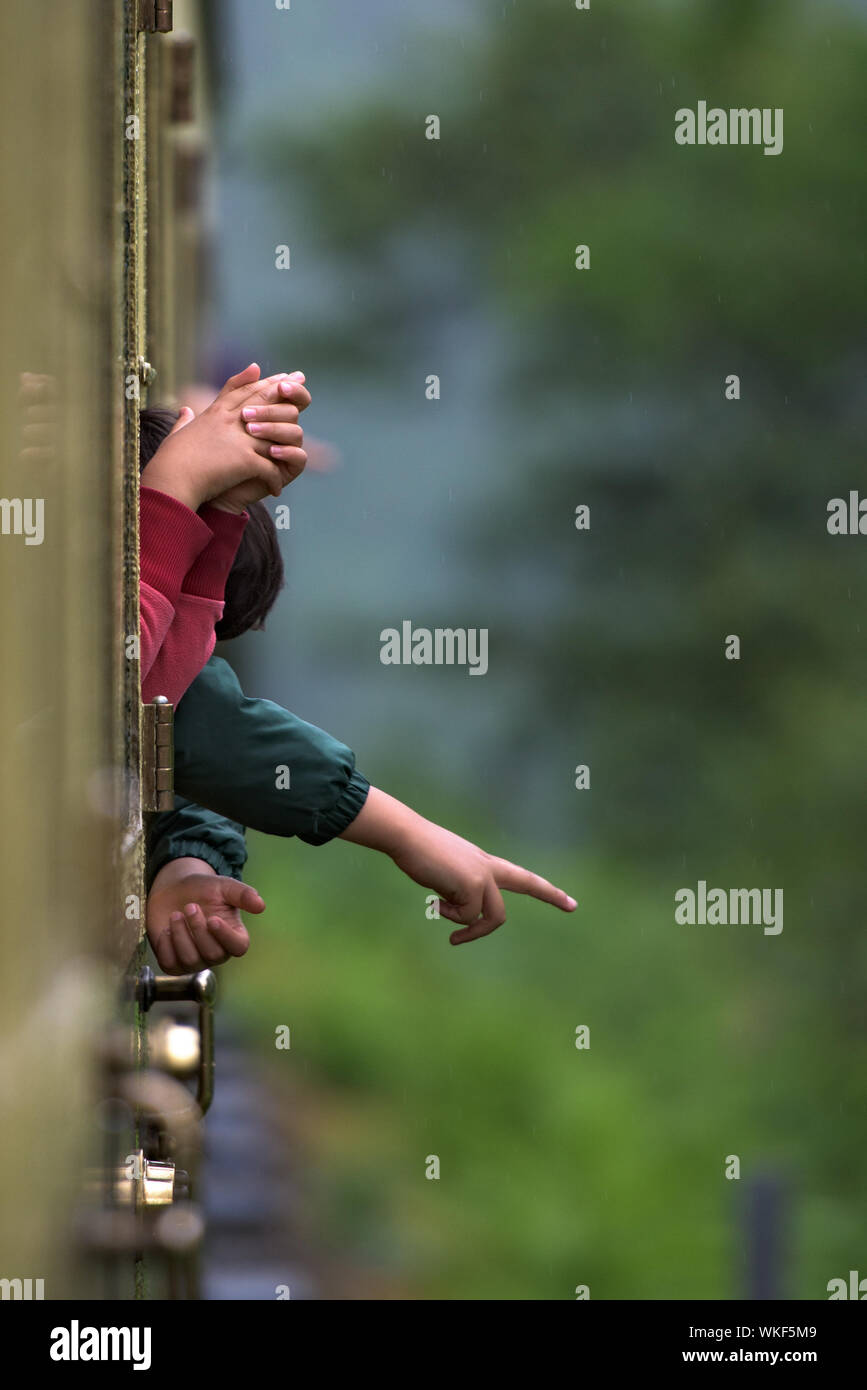 Children pointing at hi-res stock photography and images - Alamy