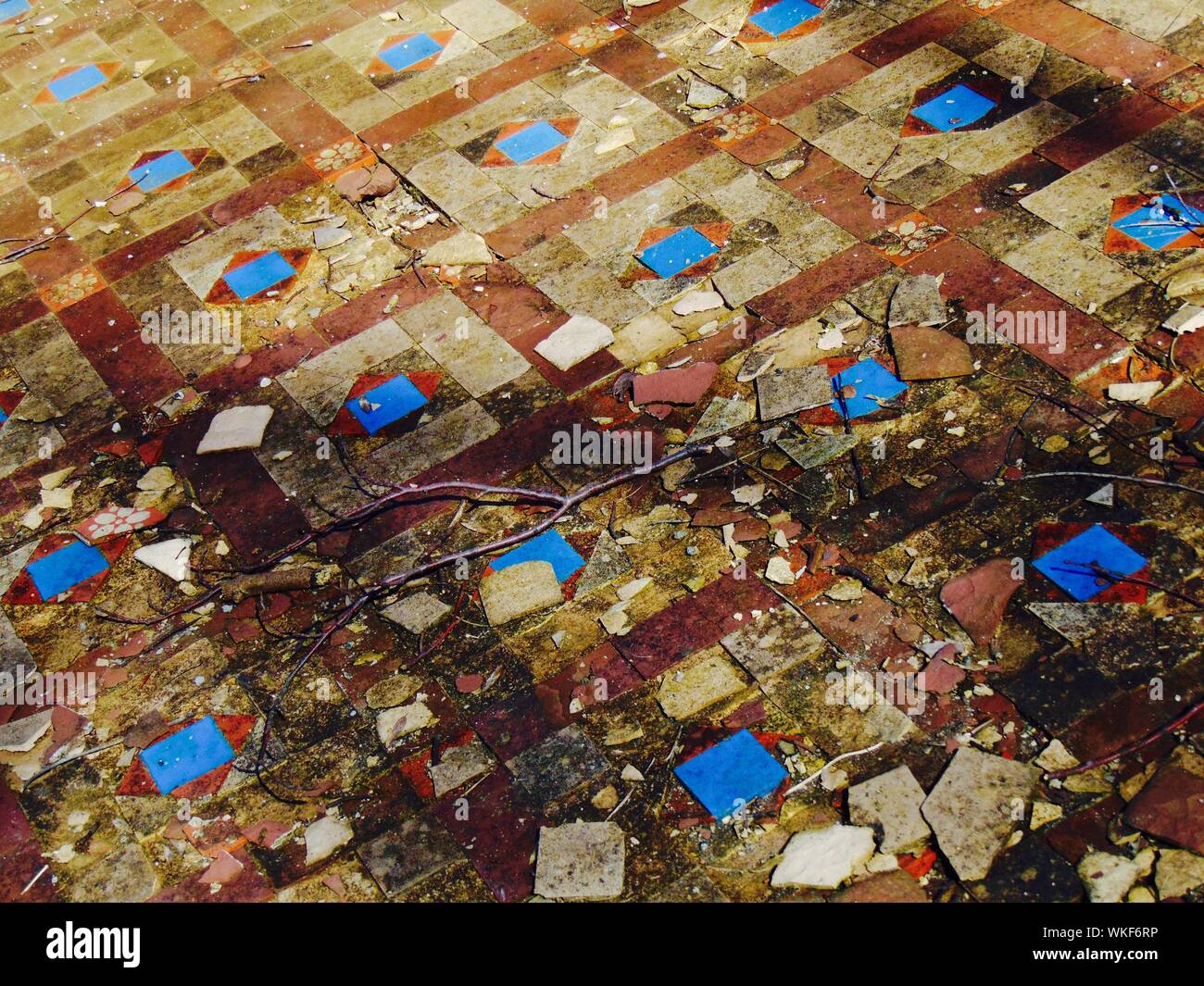 Garbage On The Floor High Resolution Stock Photography and Images - Alamy