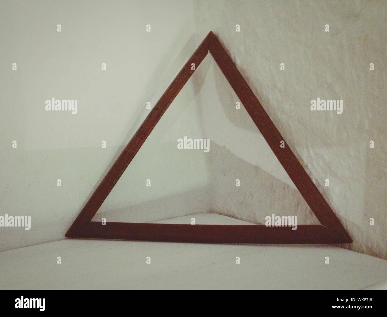 Triangle wall hi-res stock photography and images - Alamy