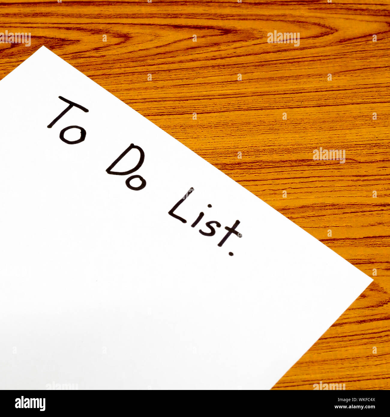 paper write to do list word on wood background Stock Photo - Alamy