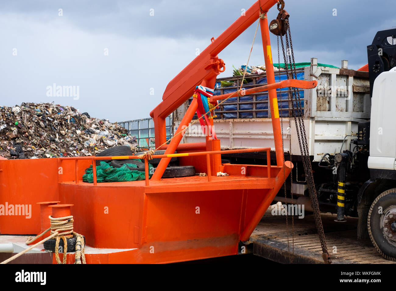 Waste collecting boat hi-res stock photography and images - Alamy