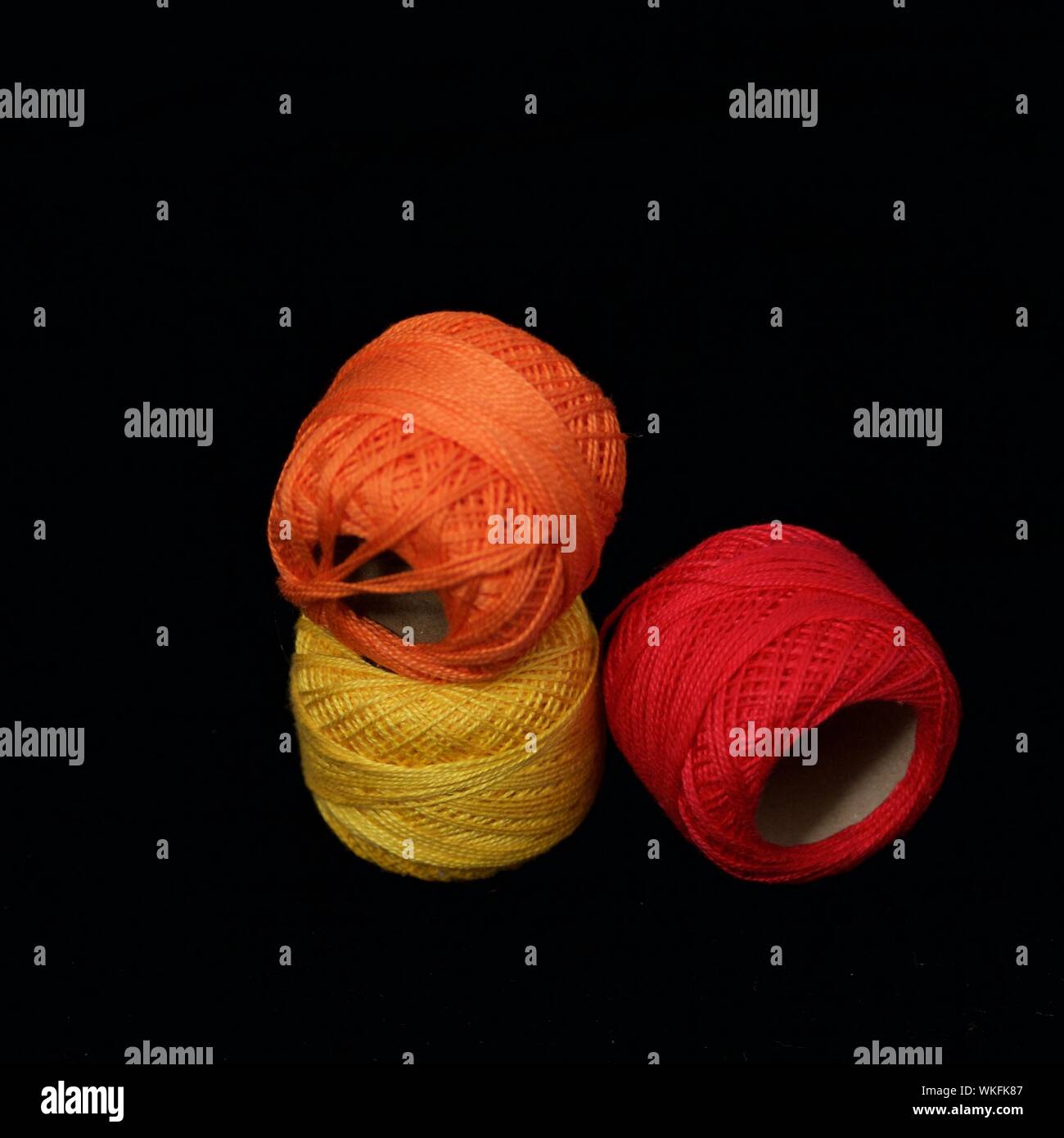 Black threads hi-res stock photography and images - Alamy