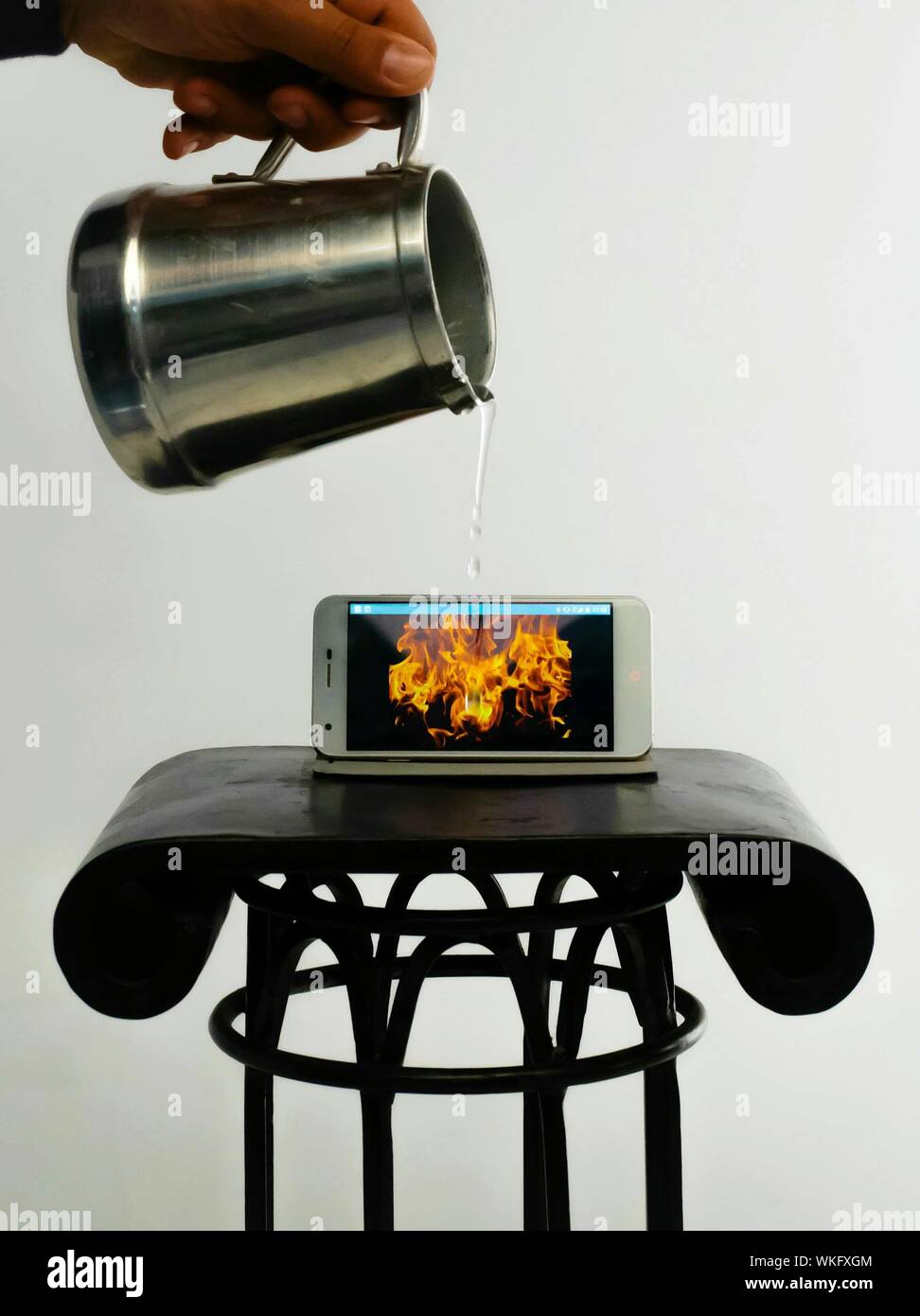 Pouring device hi-res stock photography and images - Alamy