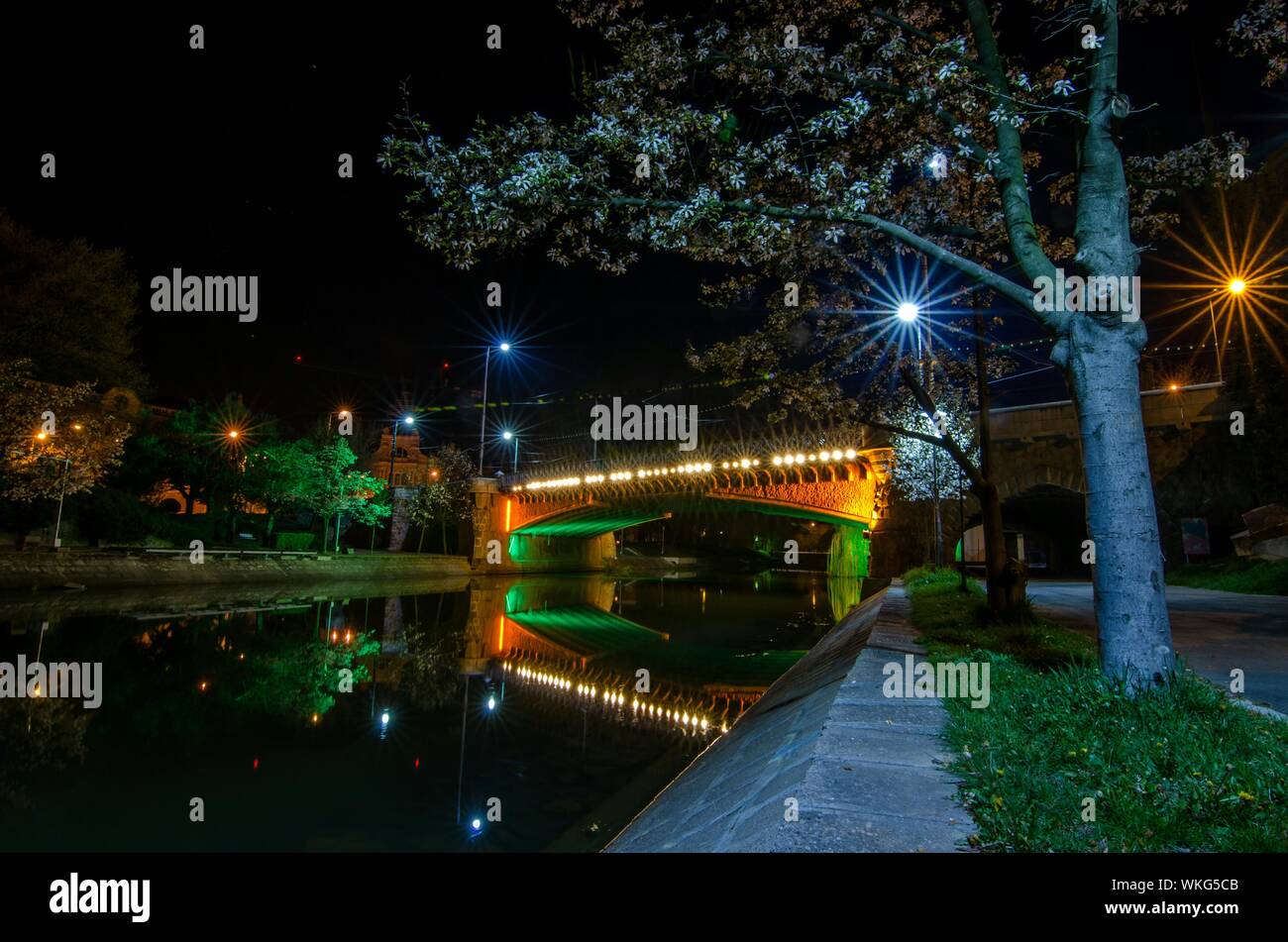 Lens light effect hi-res stock photography and images - Alamy