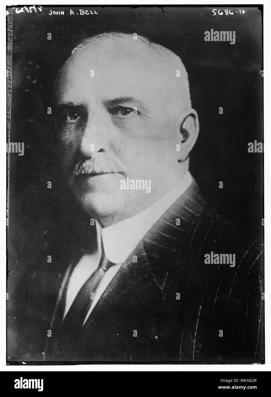 John bell hi-res stock photography and images - Alamy