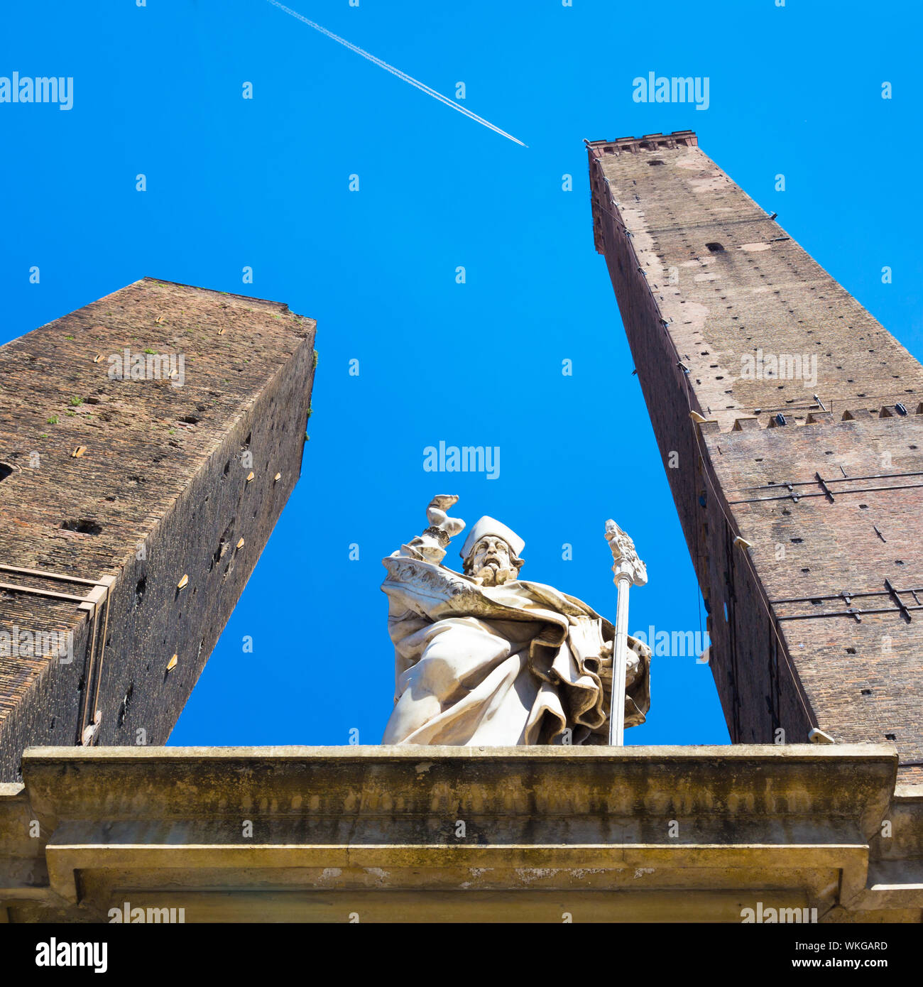 Asinelli Tower, Bologna, Italy Stock Photo - Alamy