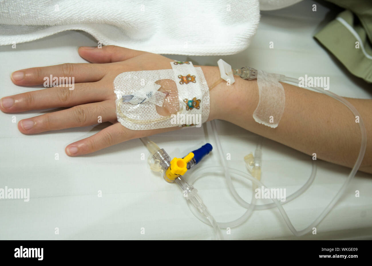 Hospital drip hi-res stock photography and images - Alamy