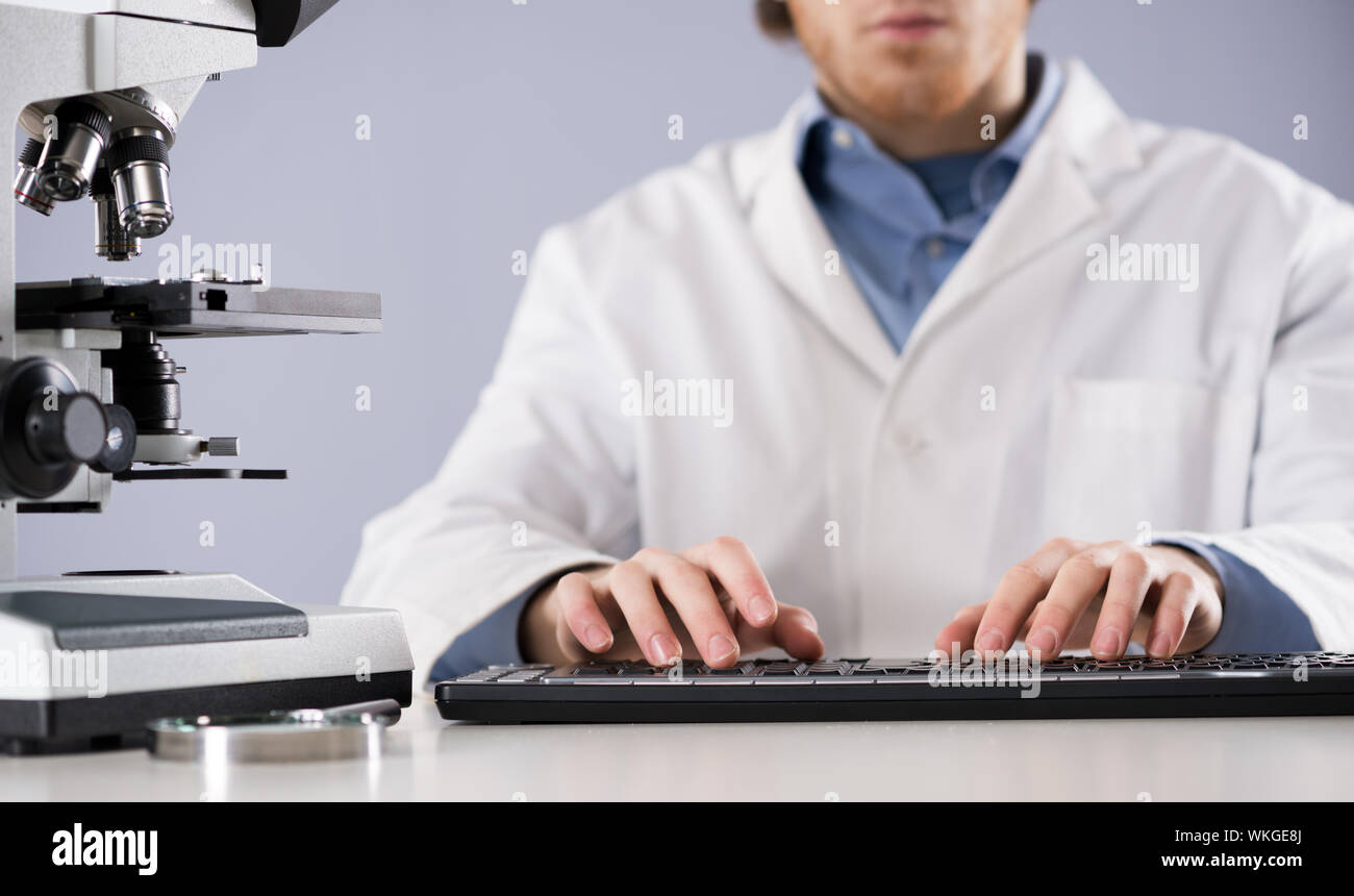 Researcher working desk typing hi-res stock photography and images - Alamy