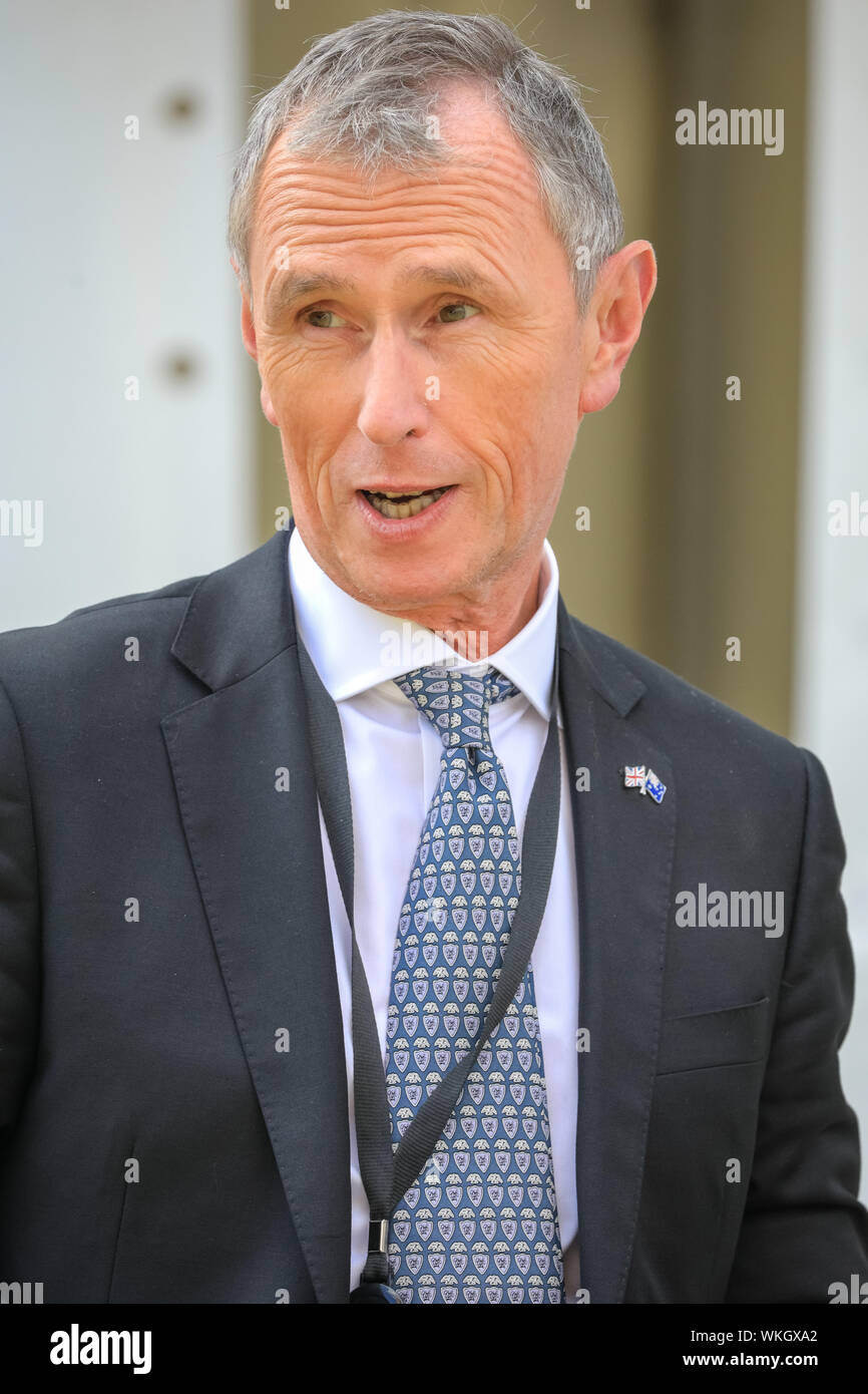 Mp evans hi-res stock photography and images - Alamy