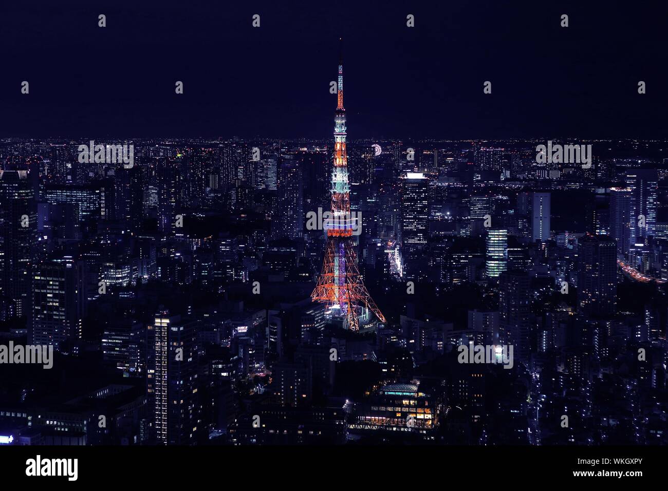 Communication tower tokyo hi-res stock photography and images - Alamy