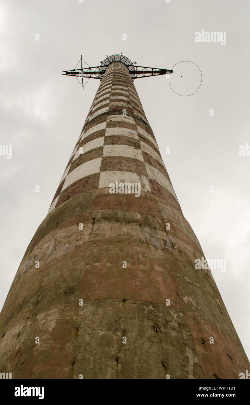 Skydiving tower hi-res stock photography and images - Alamy