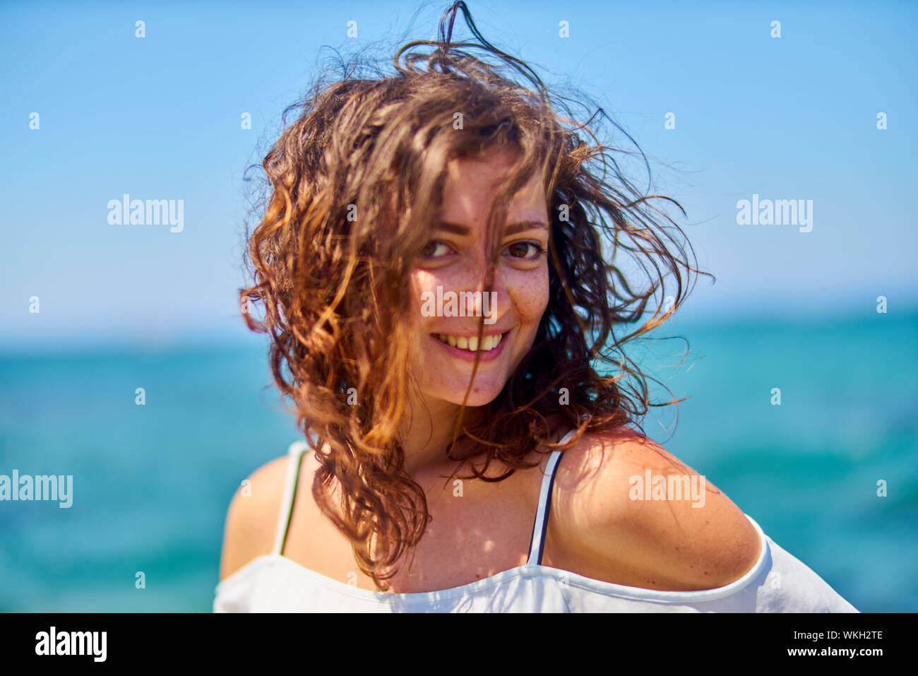 Woman beautiful beach focus on hi-res stock photography and images - Alamy