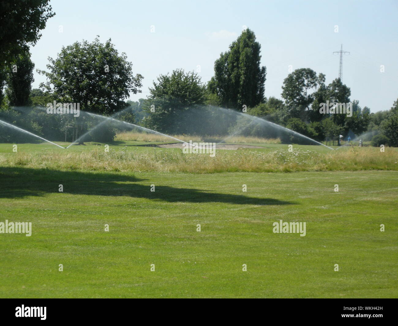 Golf sprinkler hi-res stock photography and images - Alamy