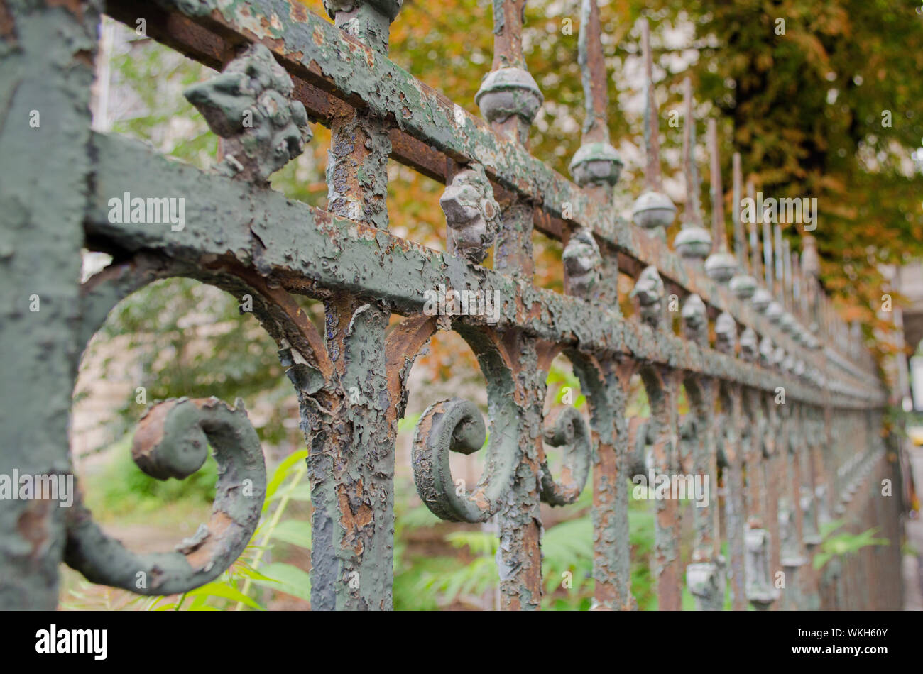 Old iron fence with layers of old paint Stock Photo - Alamy