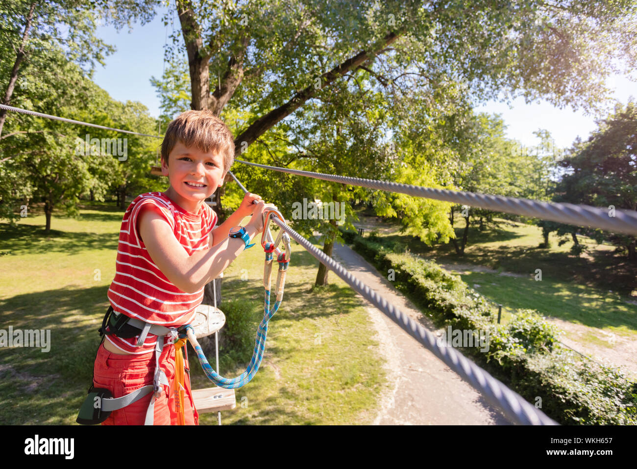 Rope walking between trees hi-res stock photography and images - Alamy
