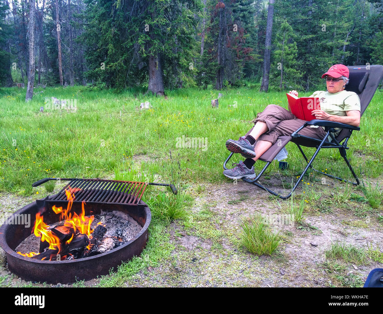 Woman fire reading hi-res stock photography and images - Alamy