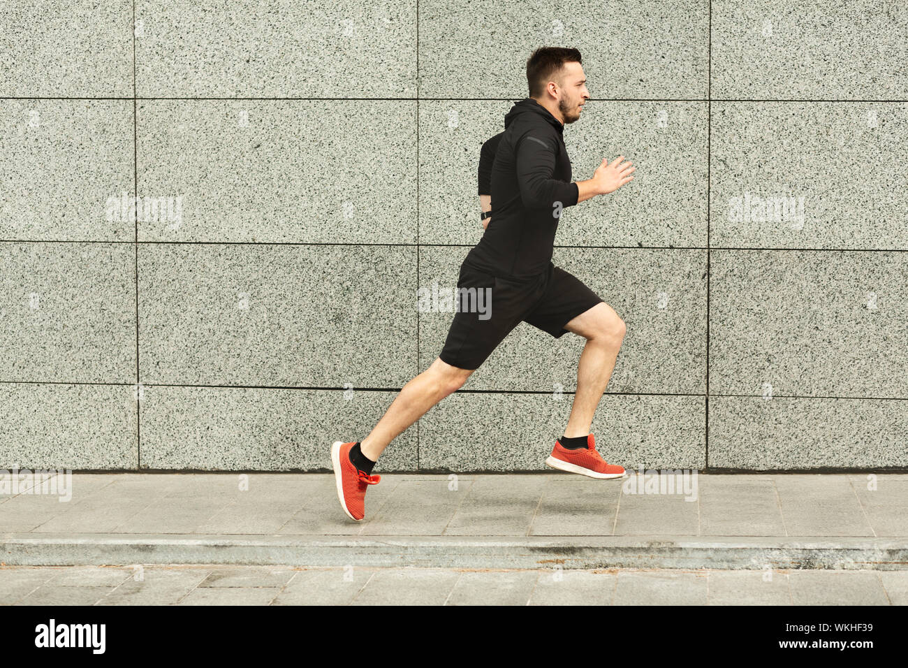 Man profile running full body hi-res stock photography and images - Alamy