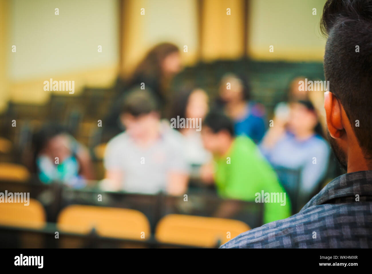 Auditorium people hi-res stock photography and images - Alamy