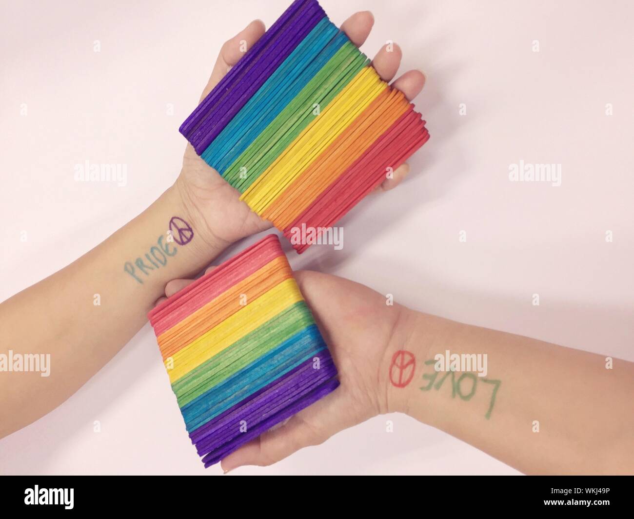 Popsicle stick craft hi-res stock photography and images - Alamy