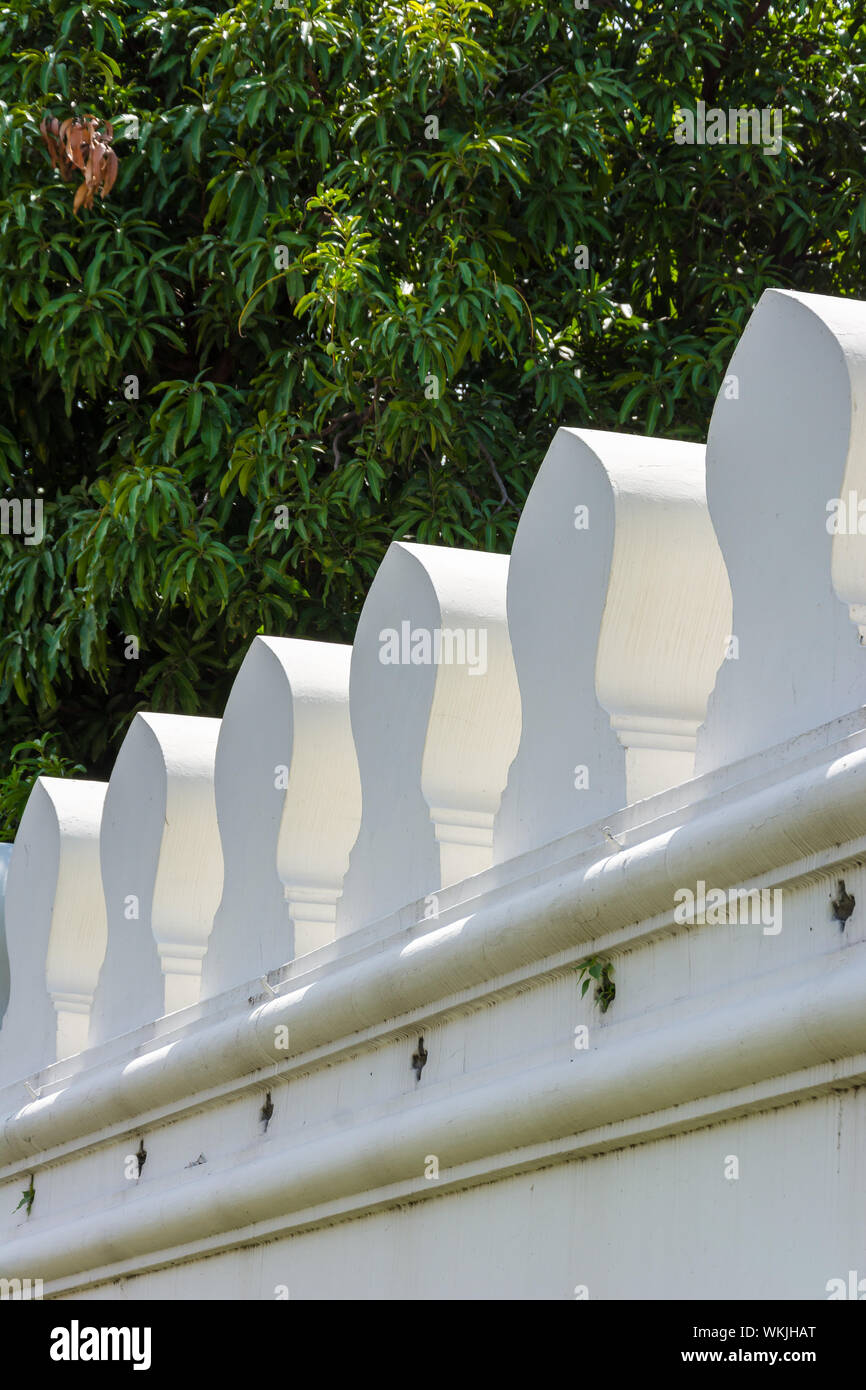 Painting fence white hi-res stock photography and images - Alamy