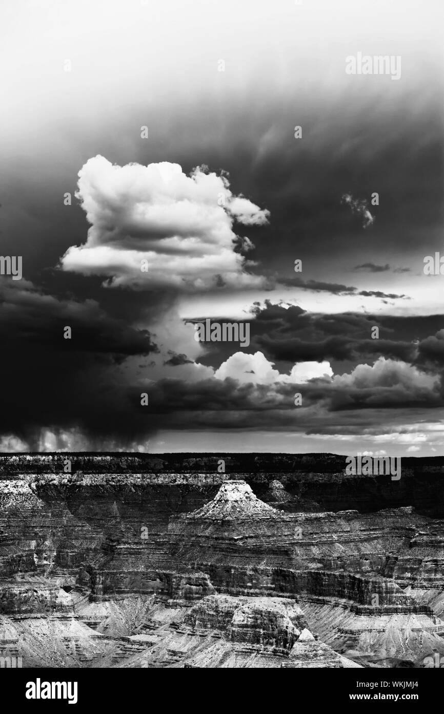 Clouds froming into a storm over the Grand Canyon Stock Photo - Alamy