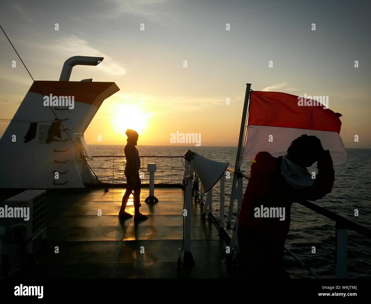 Boat two people hi-res stock photography and images - Alamy