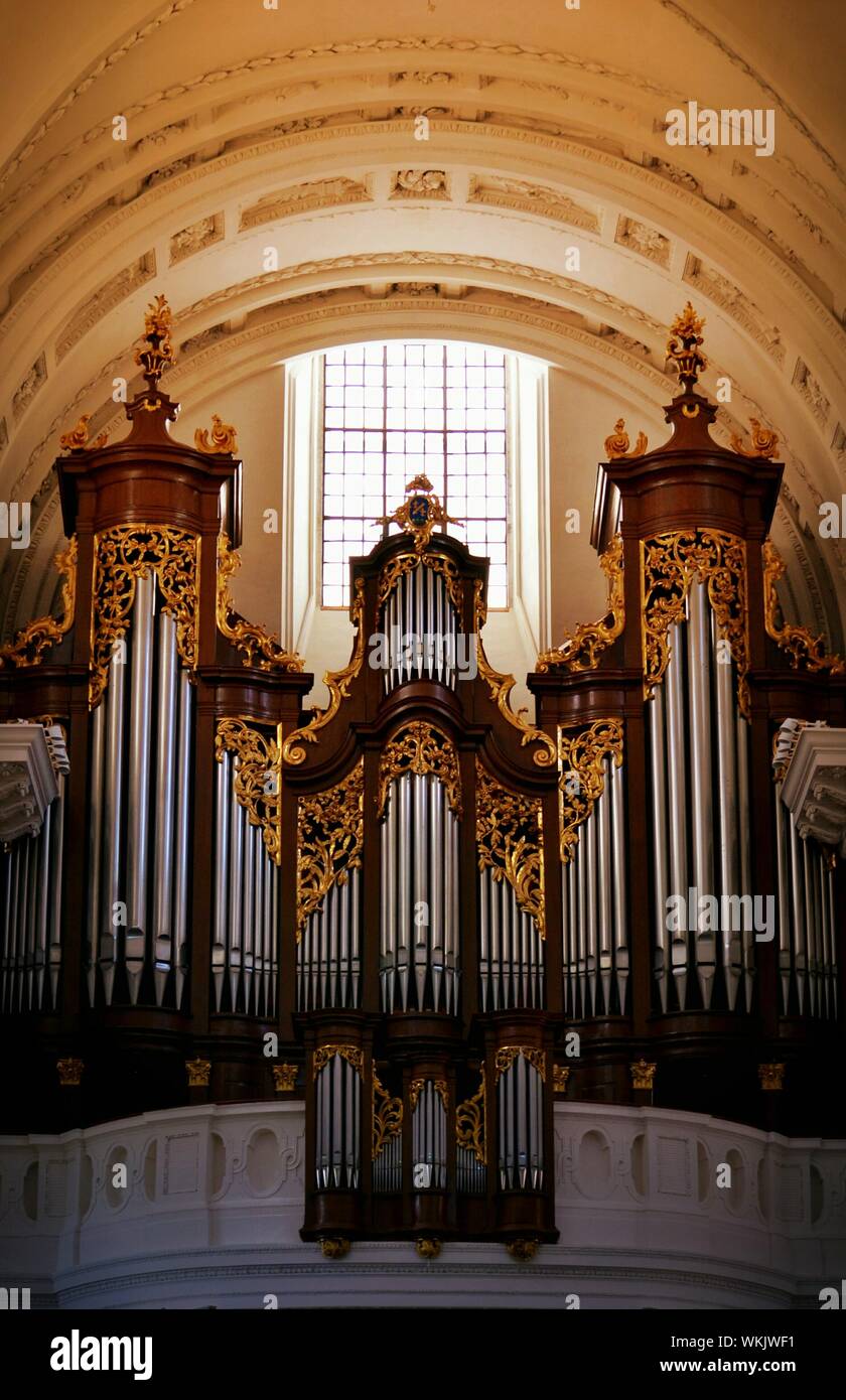 Old church organ hi-res stock photography and images - Alamy