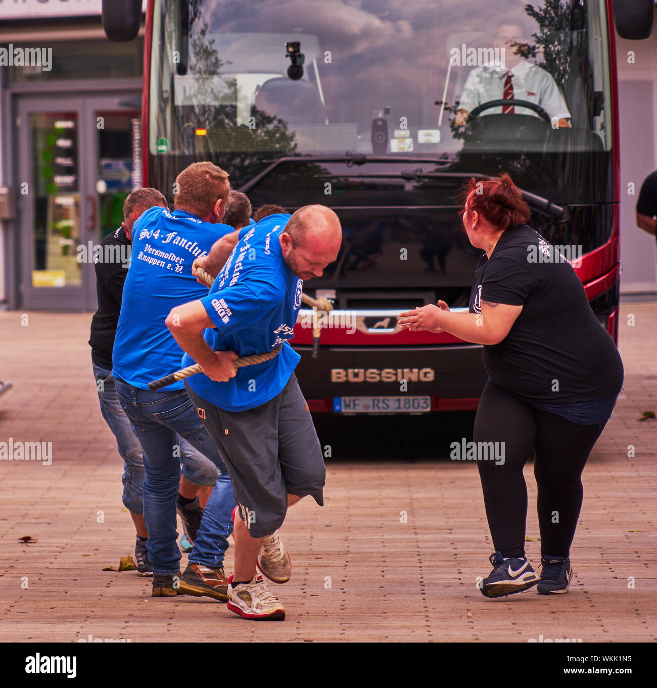 Slightly overweight man hi-res stock photography and images - Alamy