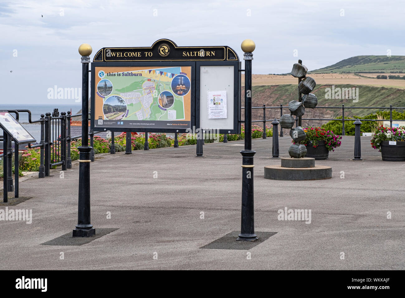 Public artwork saltburn hi-res stock photography and images - Alamy