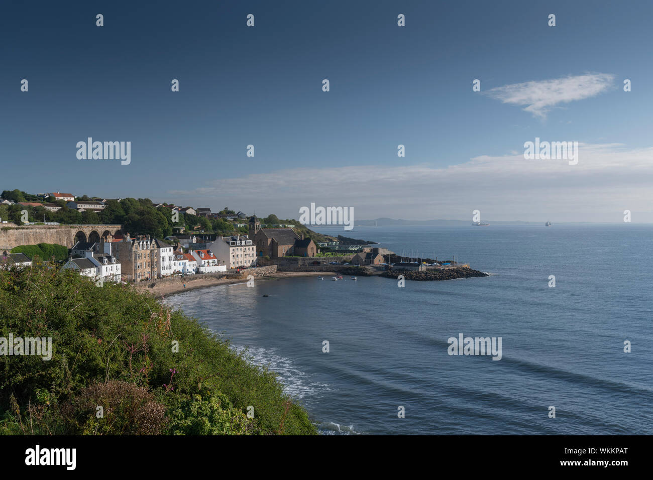 View of Kinghorn Harbour, Fife, Scotland Stock Photo - Alamy