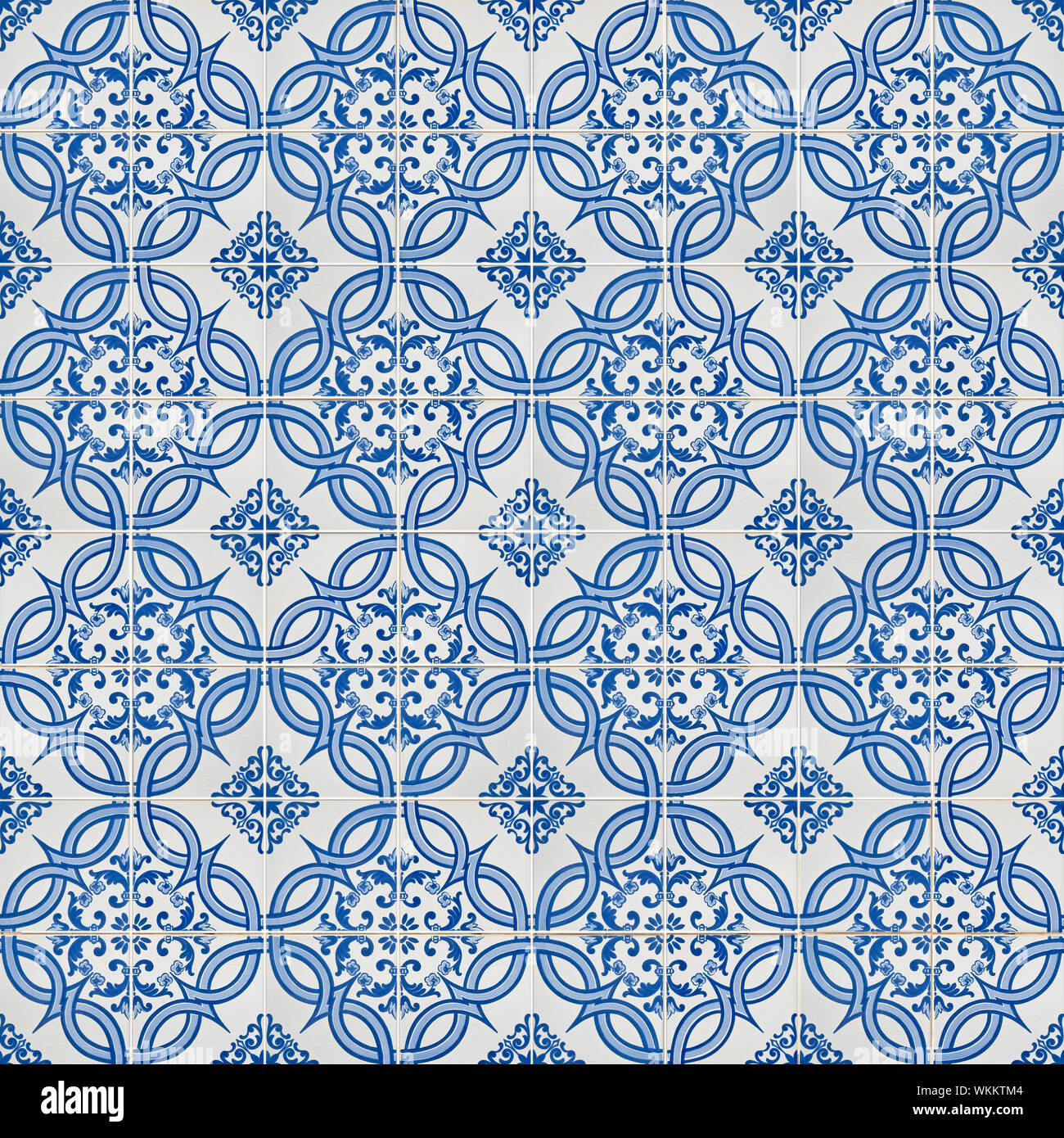 Seamless tile pattern of ancient ceramic tiles Stock Photo - Alamy