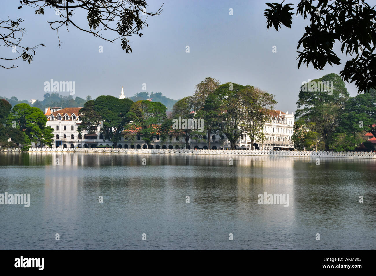 Queen's Hotel, Lake Kandy, Kandy, Sri Lanka Stock Photo - Alamy